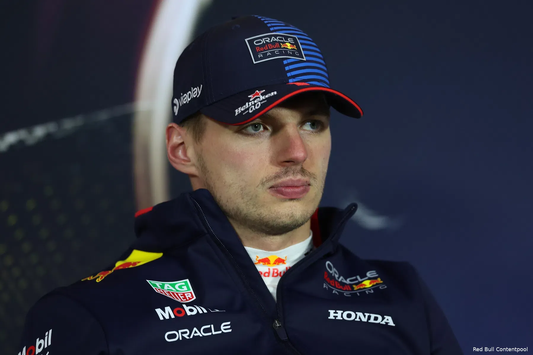 Jos Verstappen reageert op Mercedes-geruchten: ‘We moeten verder kijken’